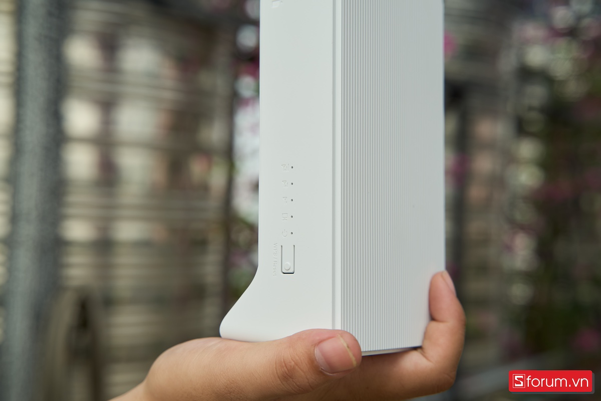 Trên tay bộ phát Wi-Fi Mercusys MB 112-4G: Kết nối lên đến 32 thiết bị